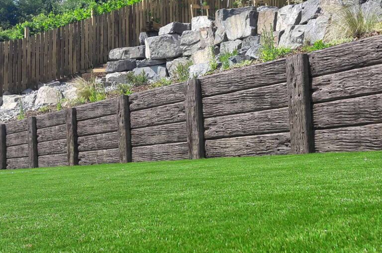 Retaining Wall with Sleepers - Retaining Wall Solutions